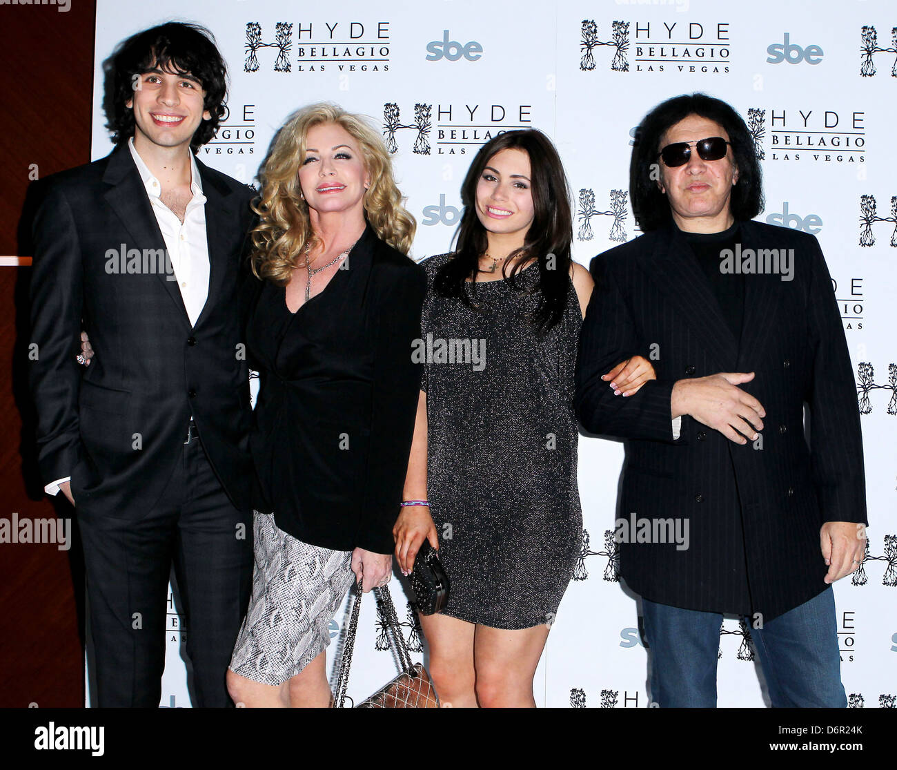 Nick Simmons, Shannon Tweed, Sophia Simmons, Gene Simmons Nick Simmons ... Nick Simmons, Shannon Tweed, Sophia Simmons, Gene Simmons Nick Simmons ...