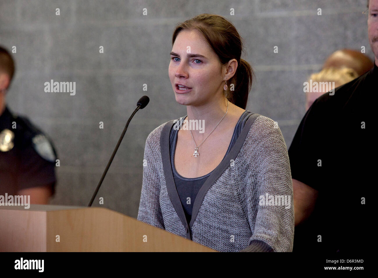 Amanda knox seattle hi-res stock photography and images - Alamy