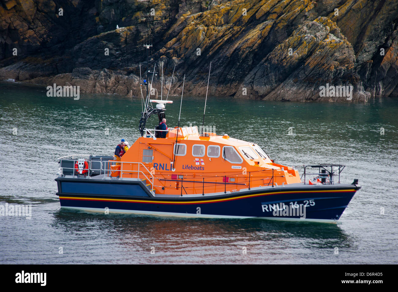 RNLB KIWI Lifeboat 16-25 Is the new lifeboat at Moelfre Anglesey.Out on ...