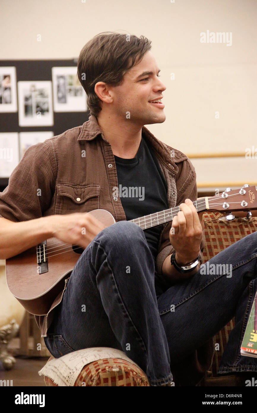 Jeremy Jordan Photo call and rehearsal for the Broadway musical ...