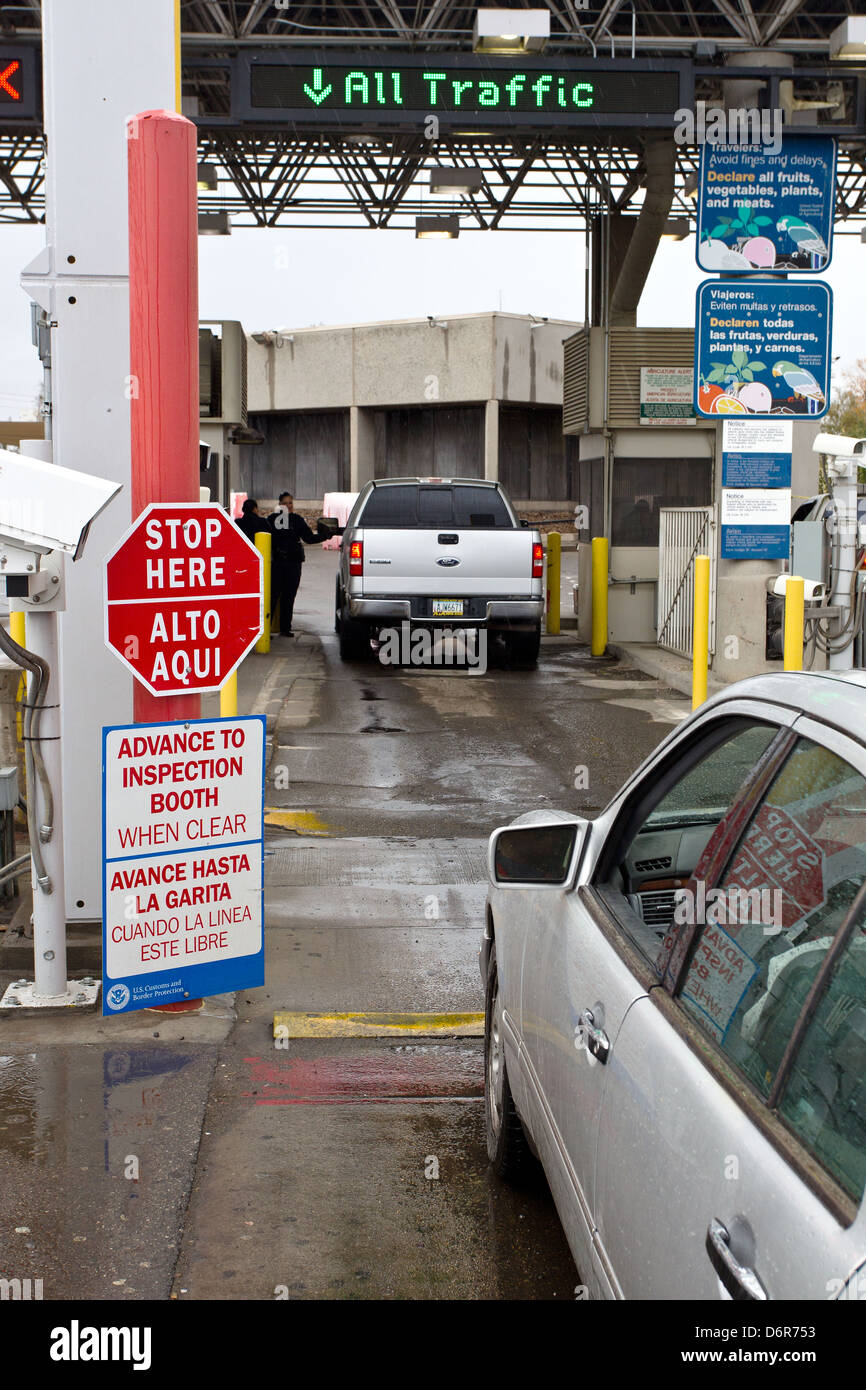 A US Customs and Border Protection immigration check point for vehicles ...