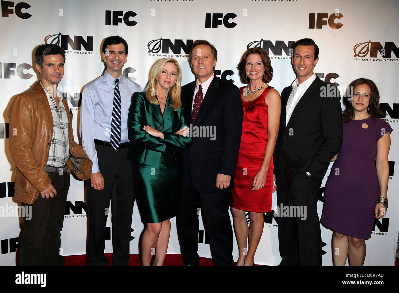 Cast photo evan shapiro hi-res stock photography and images - Alamy