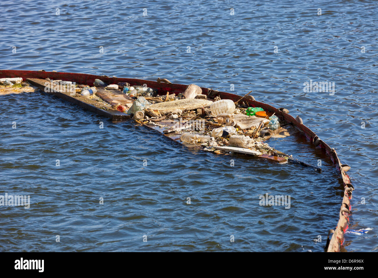 Garbage on the water - Contaminated water reservoir Stock Photo - Alamy
