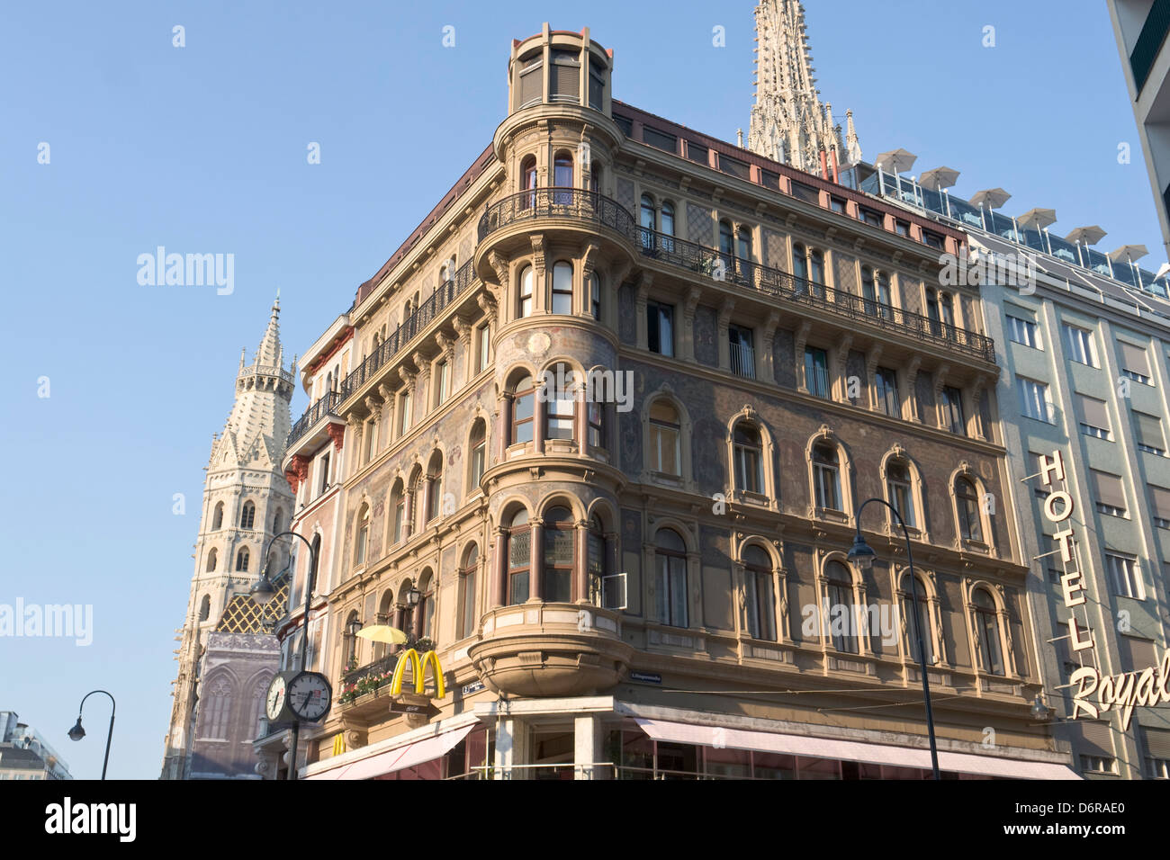 Historicist hi-res stock photography and images - Alamy