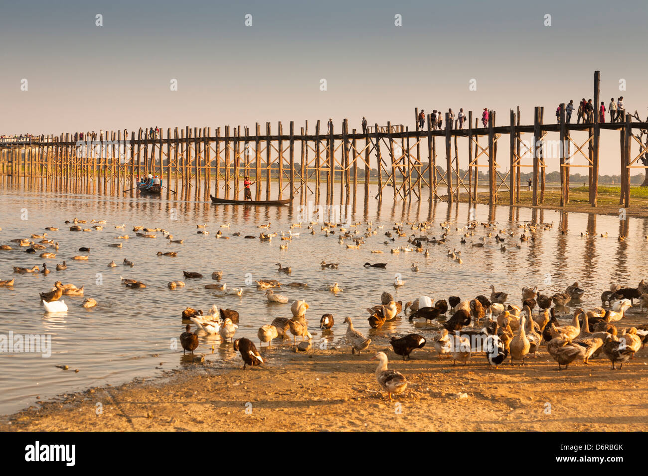 U Bein wooden bridge, world’s longest teak footbridge, crossing ...