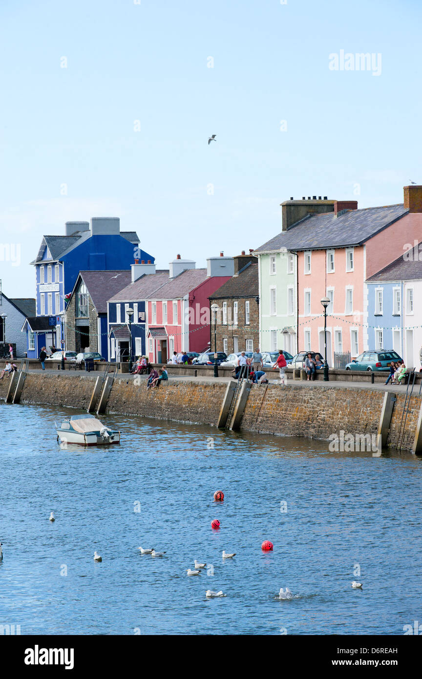 Aberaeron harbour wales boat hi-res stock photography and images - Alamy