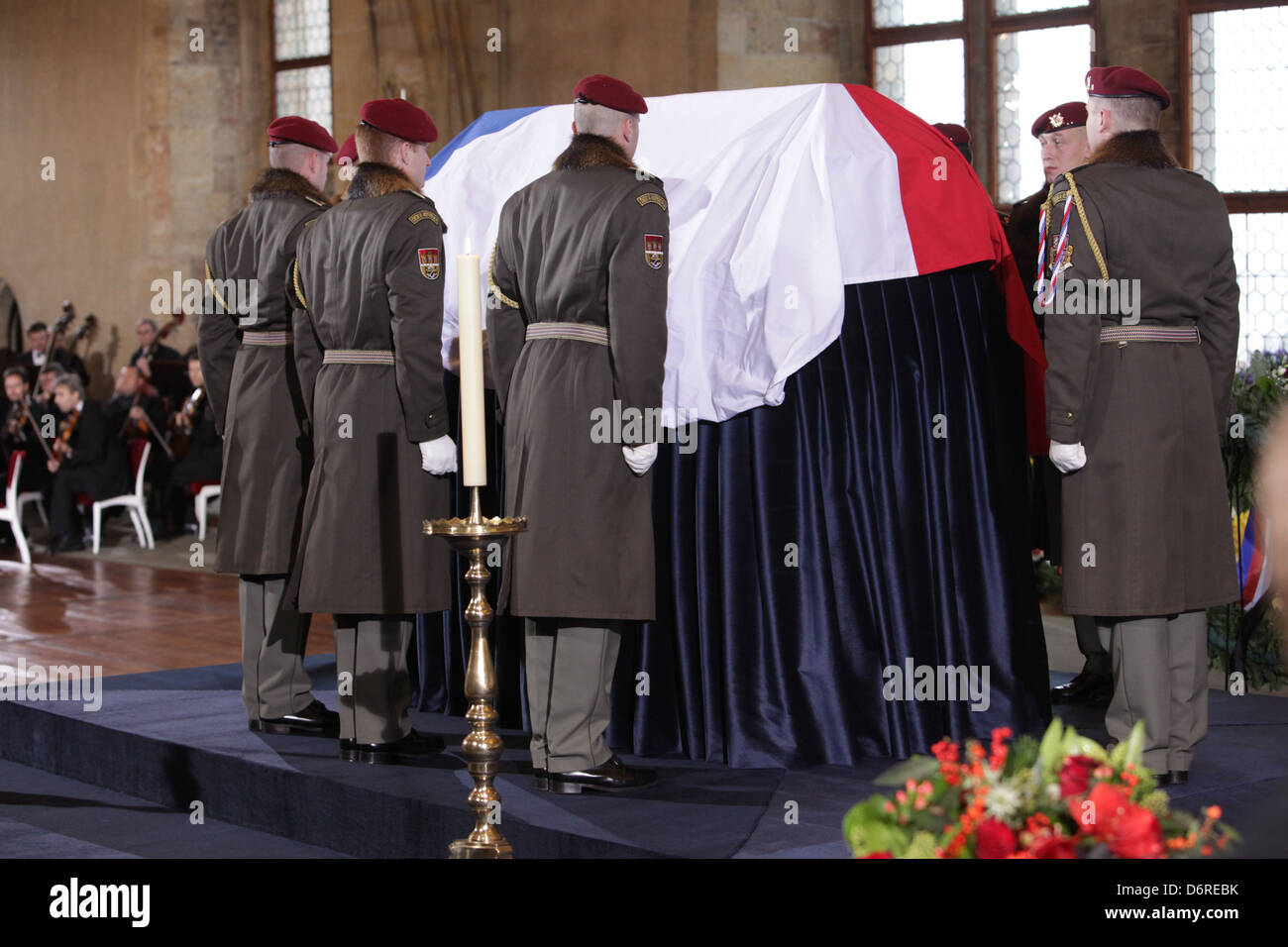 Vaclav Havel's Lying in State in the Vladislav Hall of the Old Royal ...