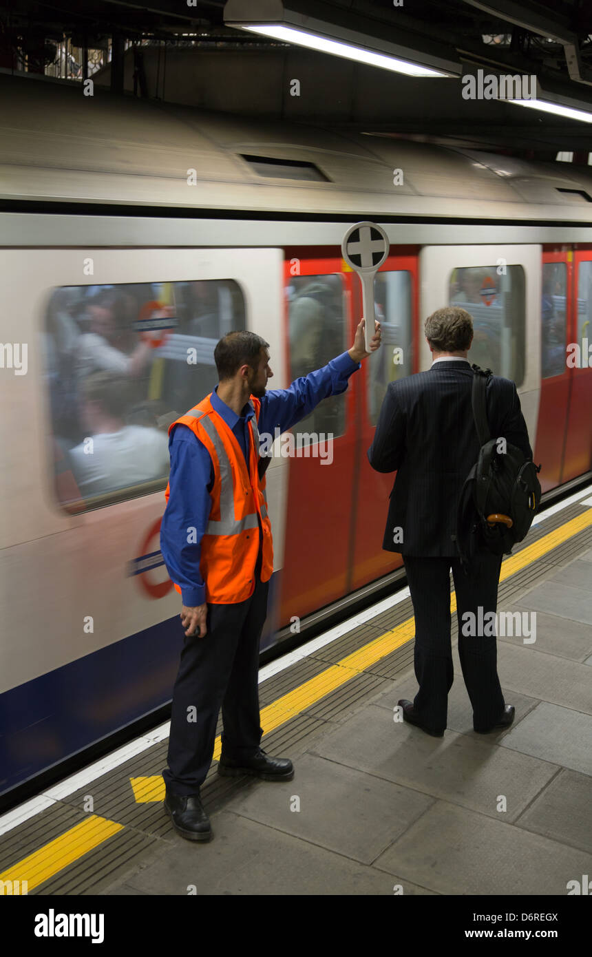 Tower hill underground station hi-res stock photography and images - Alamy