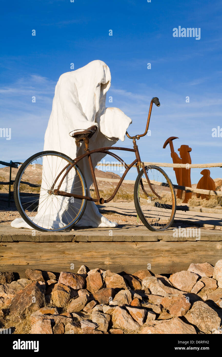 Ghost bike sculpture hi-res stock photography and images - Alamy