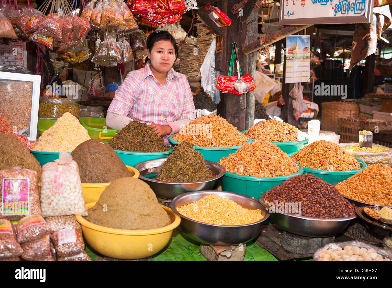 Spices flavor flavors flavour flavours flavoring flavouring spicy ...