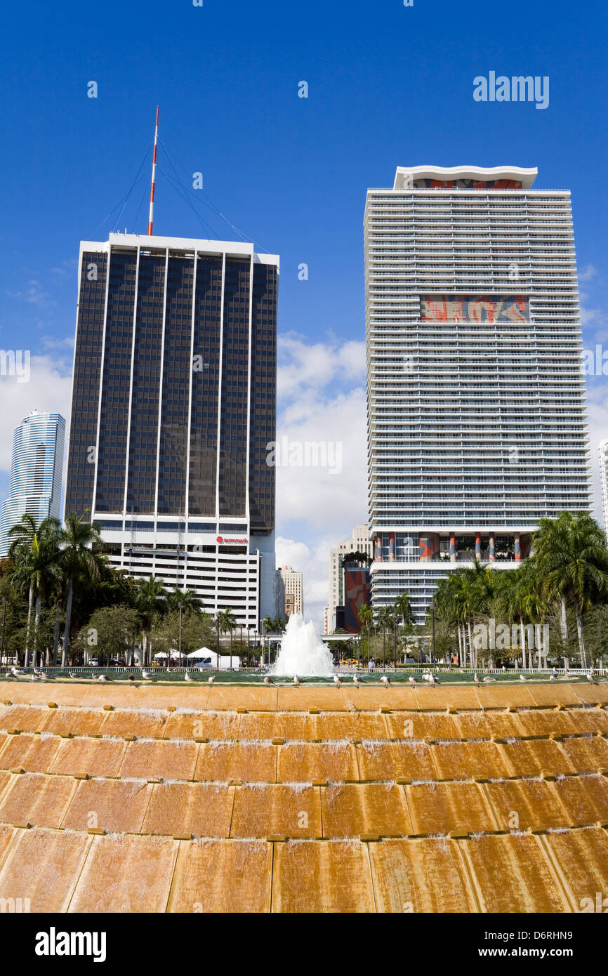 Fountain in Bayfront Park, Miami, Florida, USA Stock Photo - Alamy