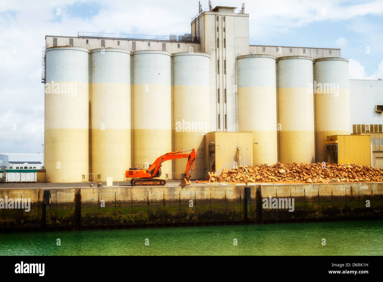Tanks factory industrial old hi-res stock photography and images - Alamy