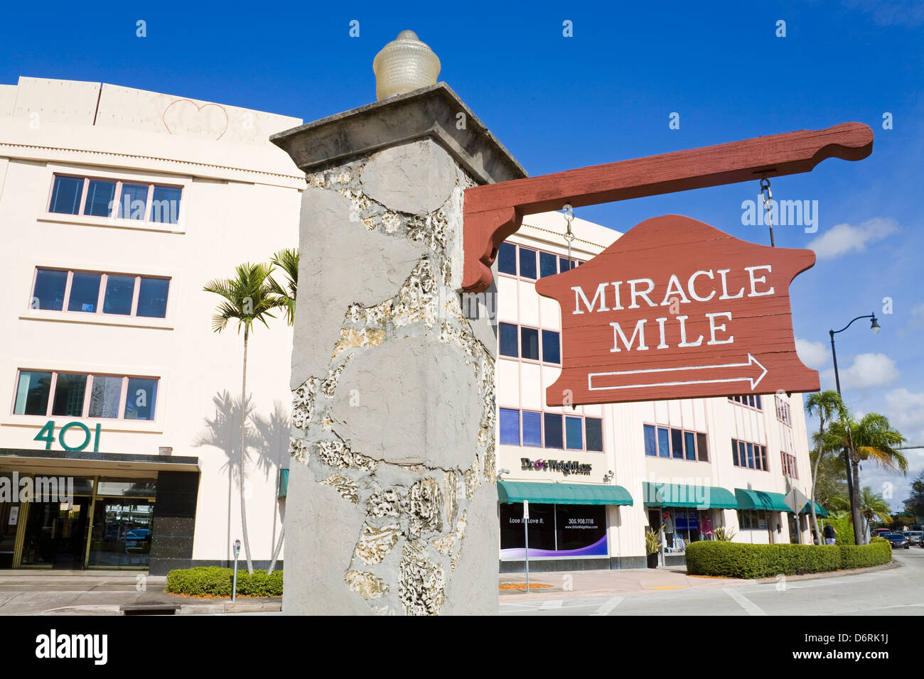Miracle Mile sign in Coral Gables, Miami, Florida, USA Stock Photo - Alamy