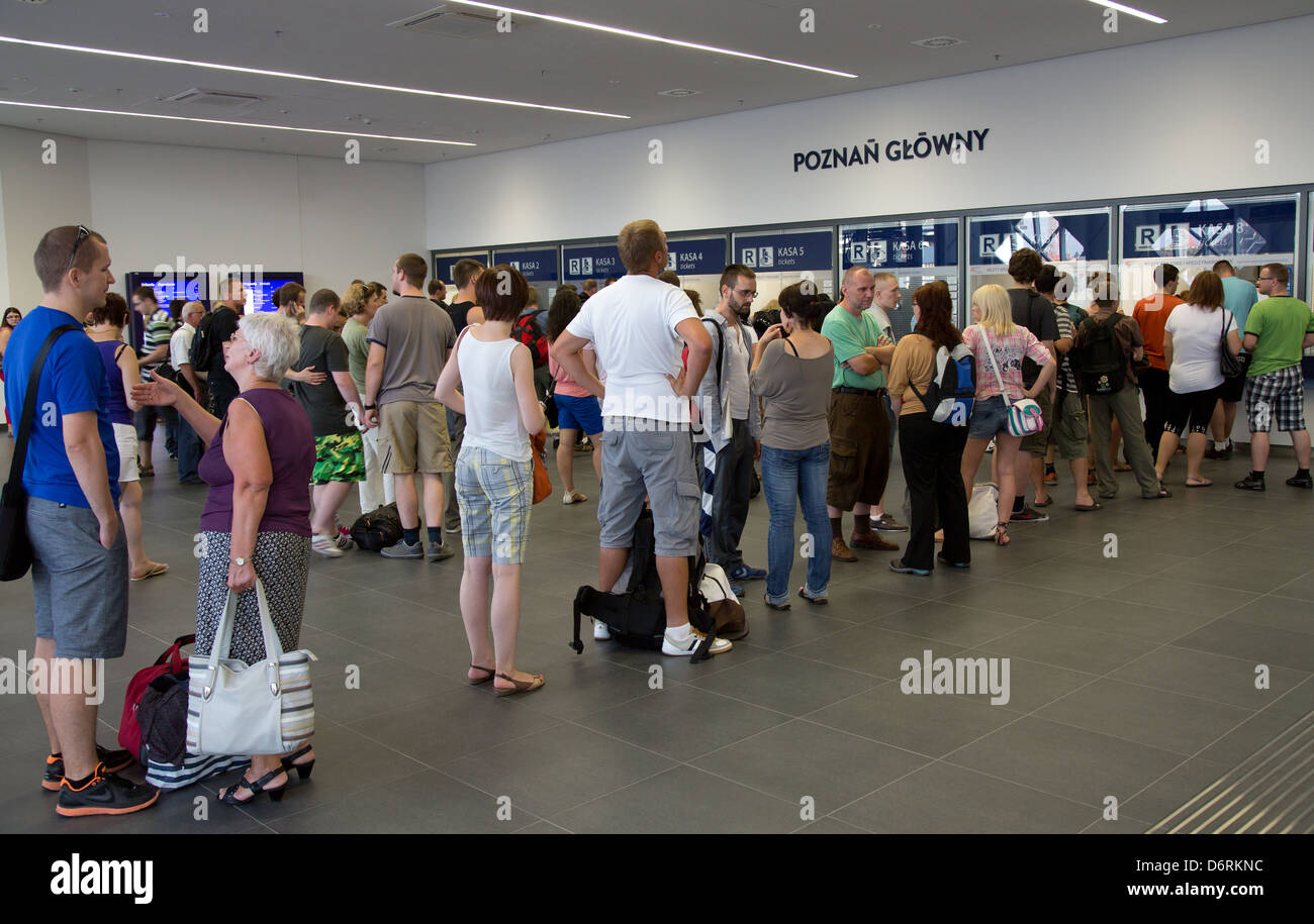 Queue ticket station hi-res stock photography and images - Alamy