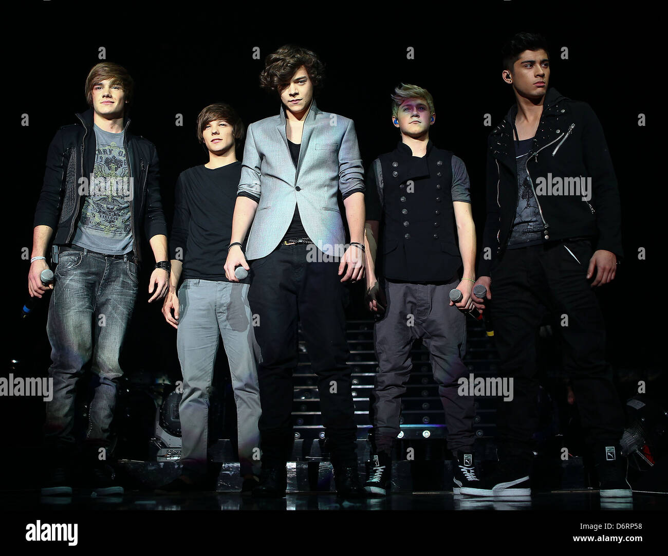 One Direction performances from the opening night of 'The X Factor ...