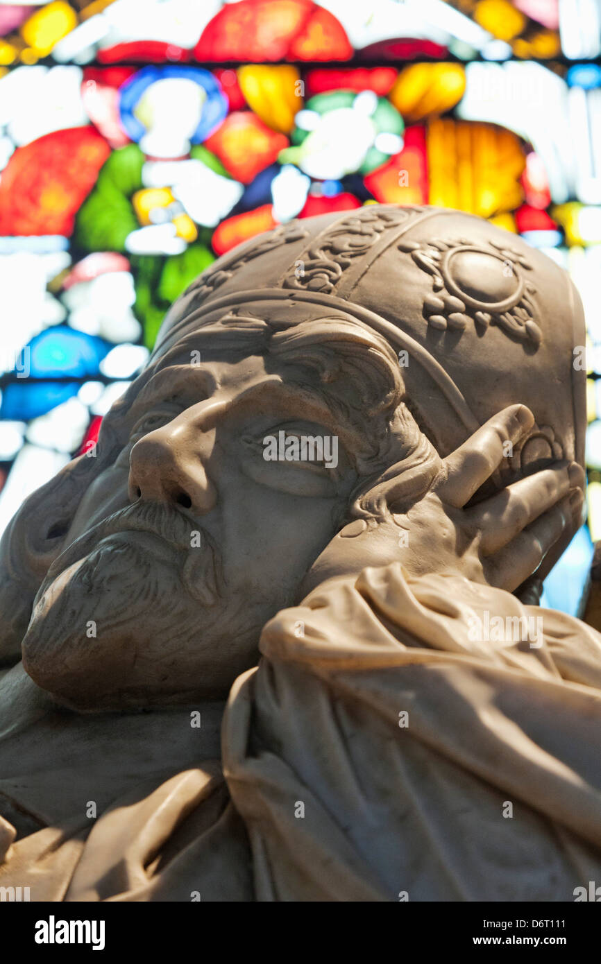 England, Cambridgeshire, Ely, Ely Cathedral, Tomb of Bishop Peter ...