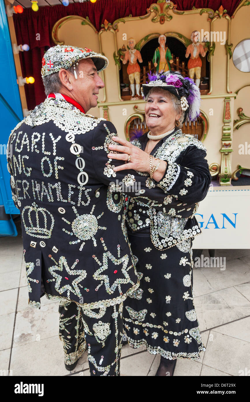 Pearly Kings and Queens dancing, London, England Stock Photo - Alamy