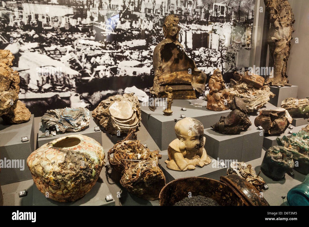 Hiroshima Atomic Bomb Museum – Hiroshima Peace Memorial Museum – RUOR