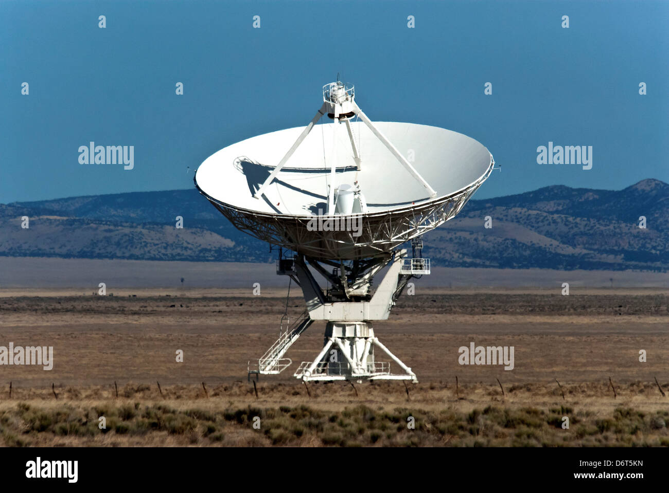 Very large array new mexico dusk hi-res stock photography and images ...