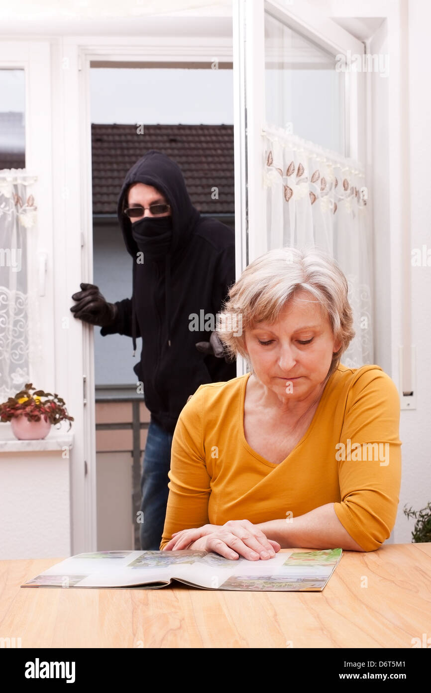 Home thief surprise hi-res stock photography and images - Alamy