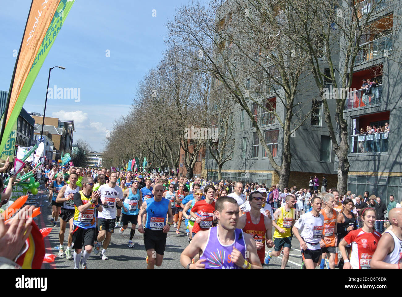Sunny day marathon hi-res stock photography and images - Alamy
