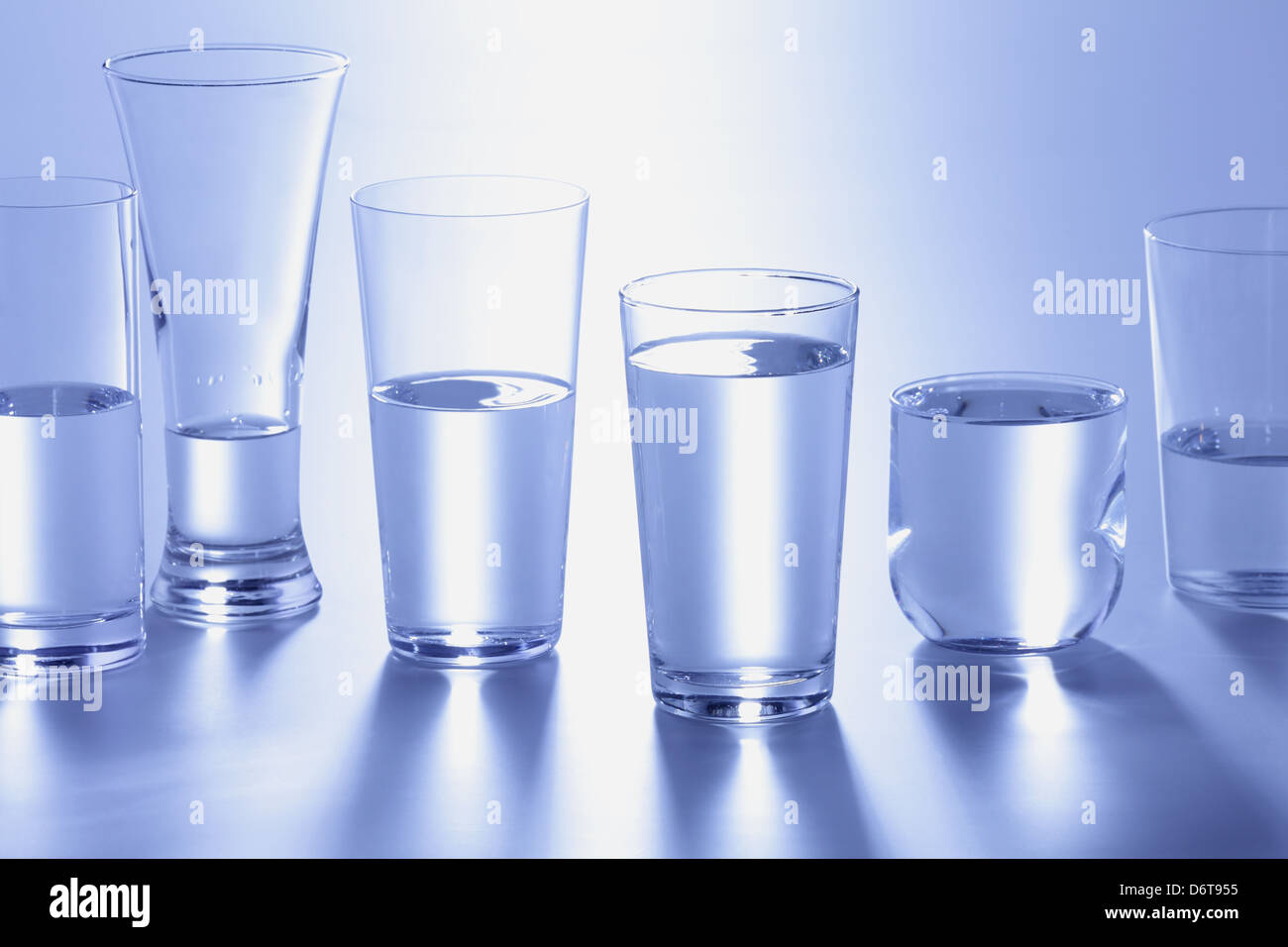 Standard water level hi-res stock photography and images - Alamy