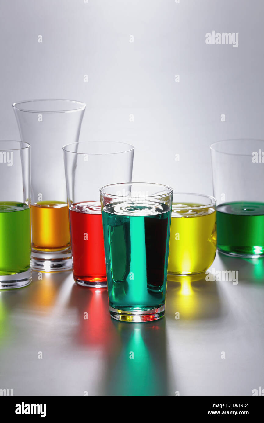 Water level experiment hi-res stock photography and images - Alamy