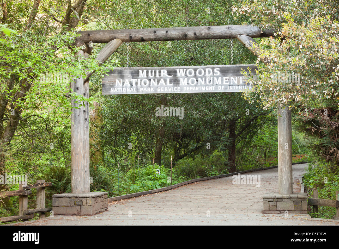 USA, California, Muir Woods National Monument, Front view of Entry sign ...