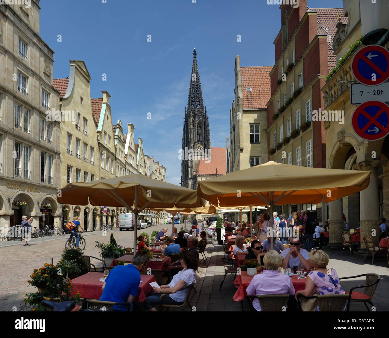 Monuments famous people hi-res stock photography and images - Alamy