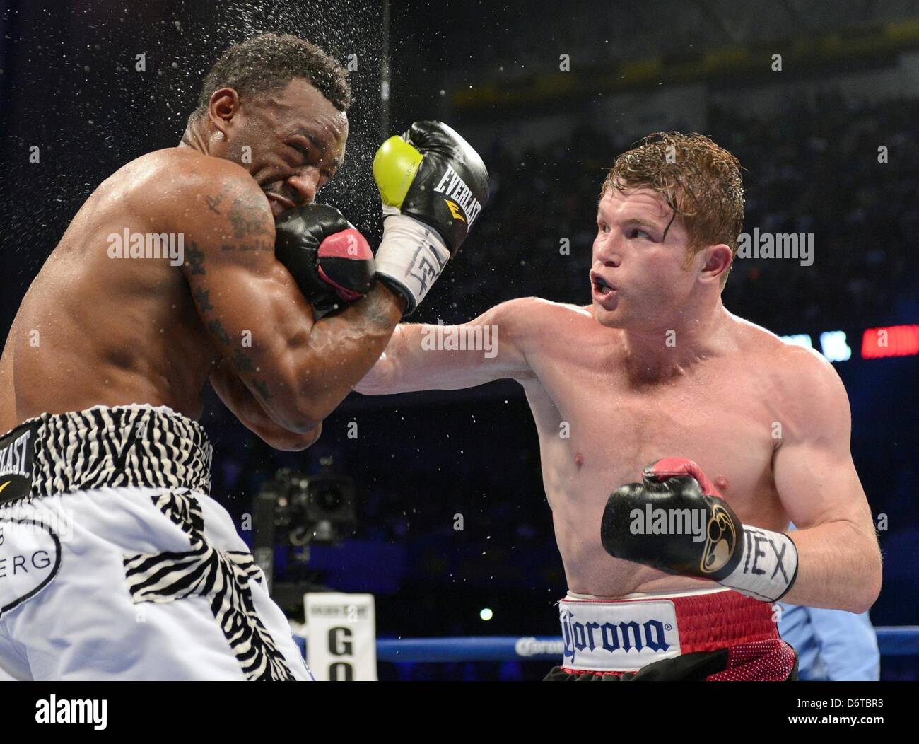(L-R) Austin Trout (USA), Saul Alvarez (MEX), APRIL 20, 2013 - Boxing ...