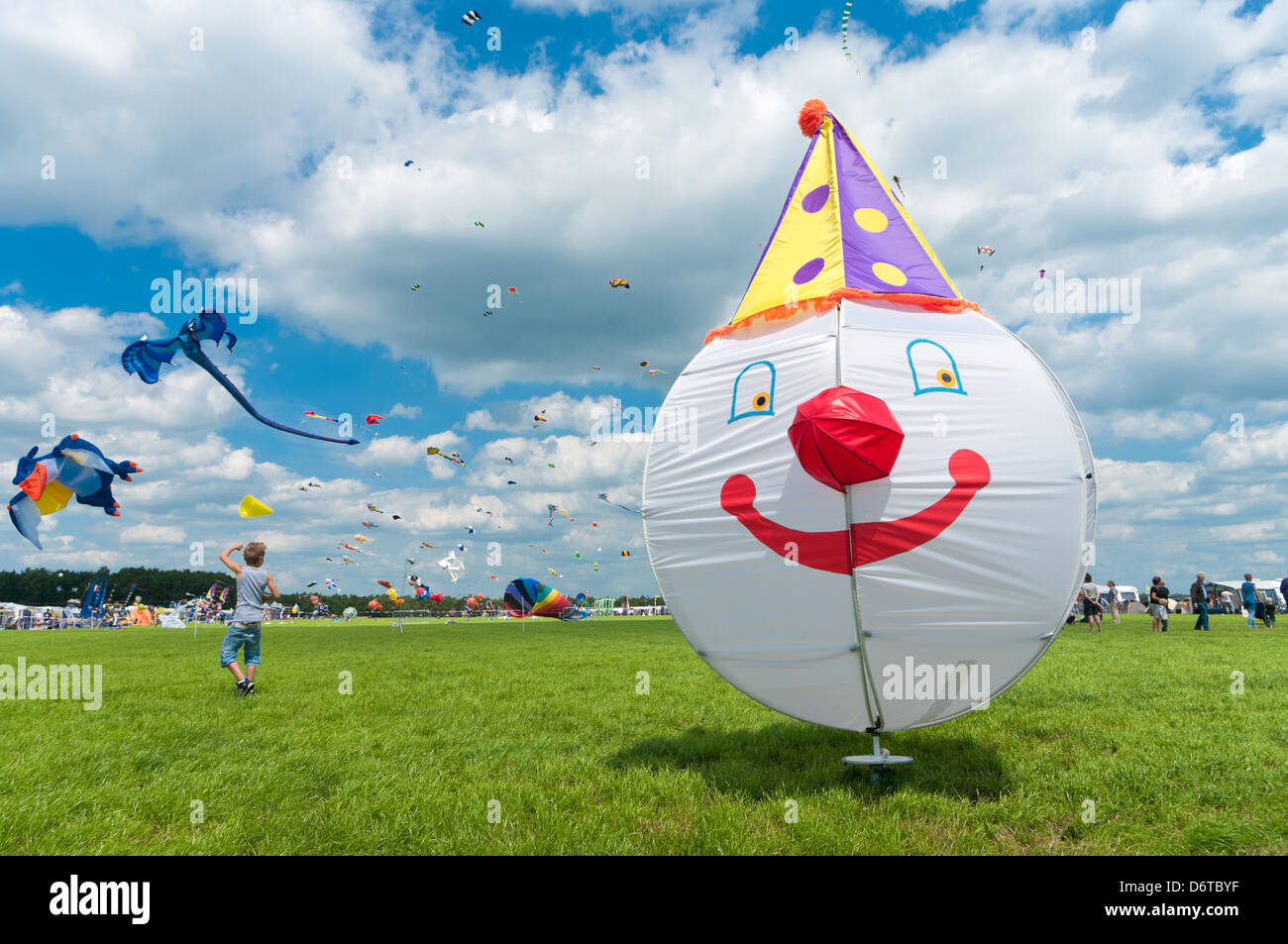 Clown shape hi-res stock photography and images - Alamy