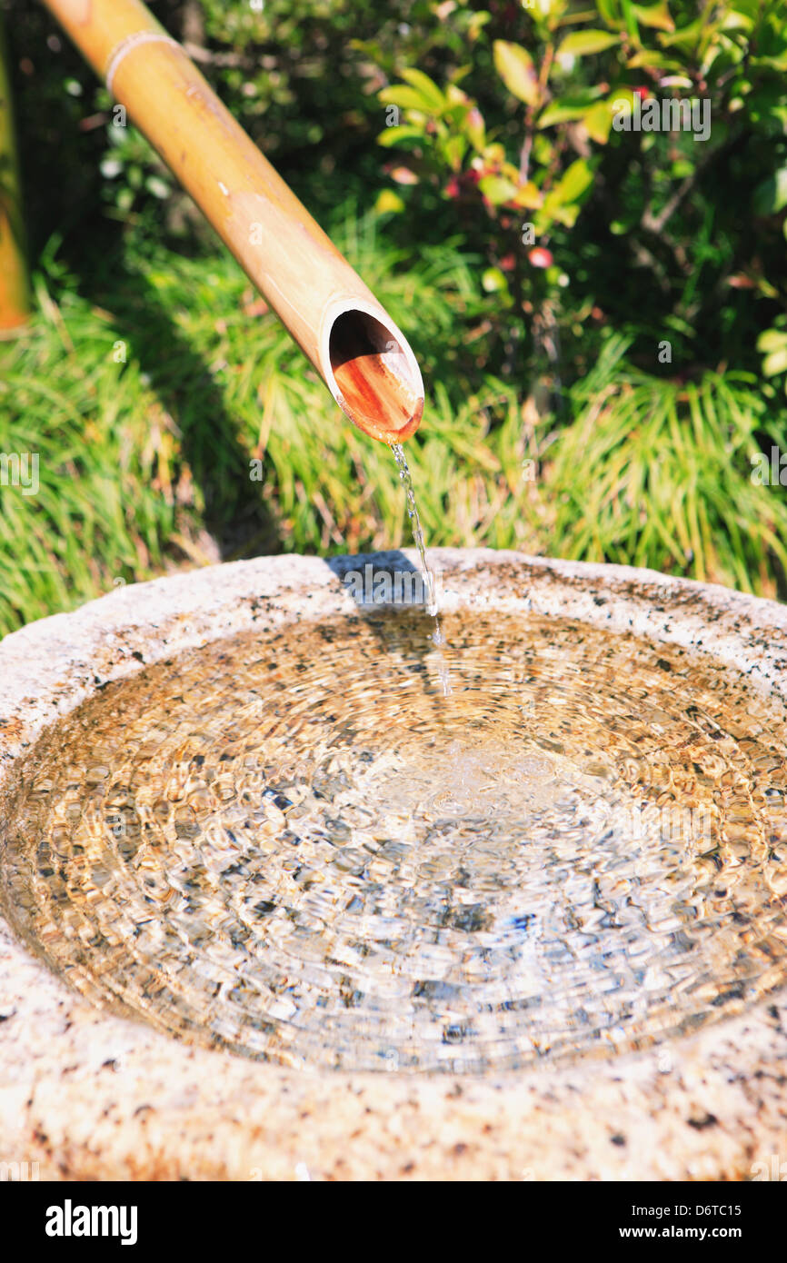 Japanese washbasin hi-res stock photography and images - Alamy