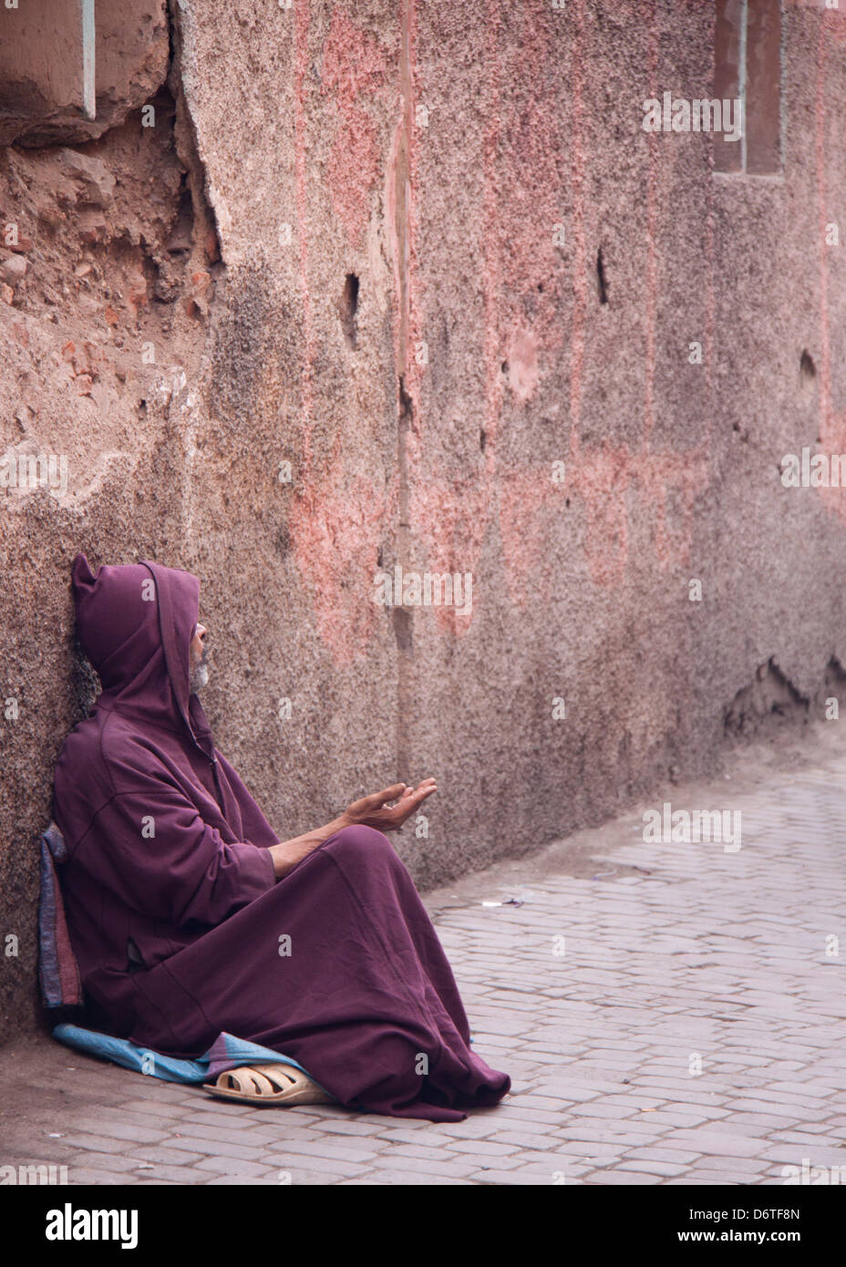 Morocco homeless marrakech hi-res stock photography and images - Alamy
