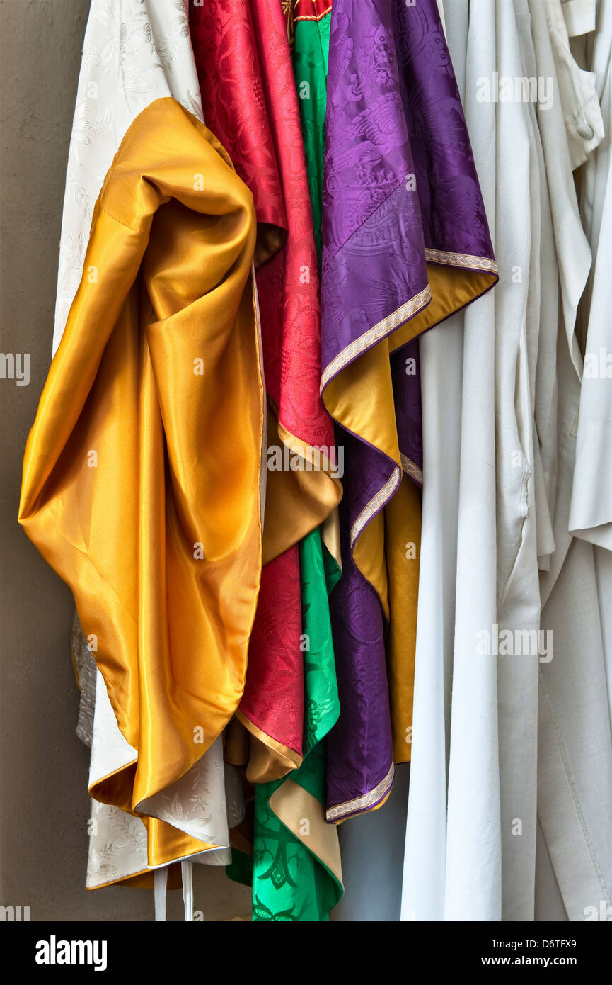Vestments hi-res stock photography and images - Alamy