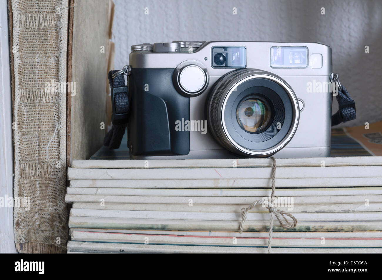 Vintage magazines hi-res stock photography and images - Alamy