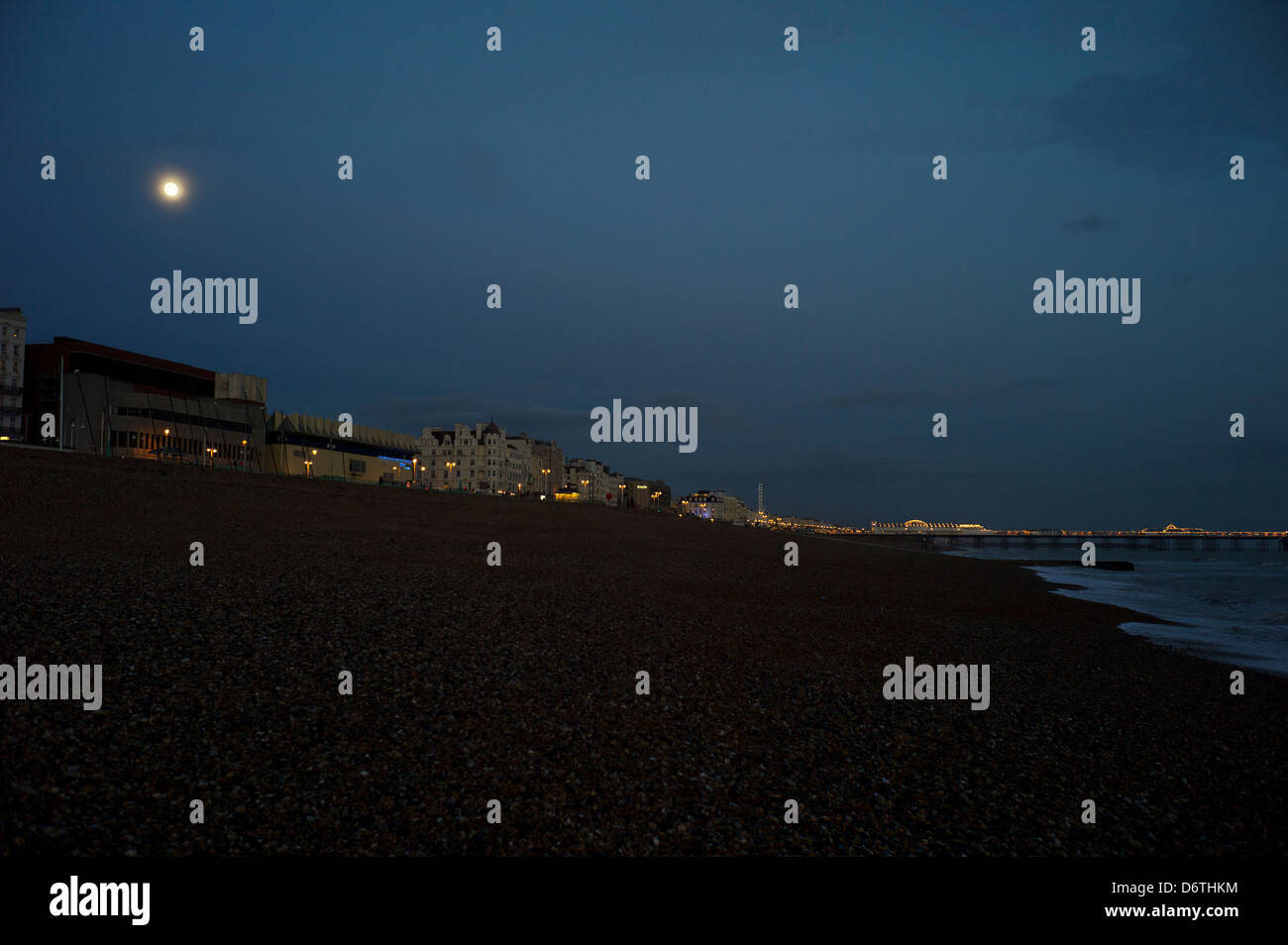 Brighton seafront night hi-res stock photography and images - Alamy