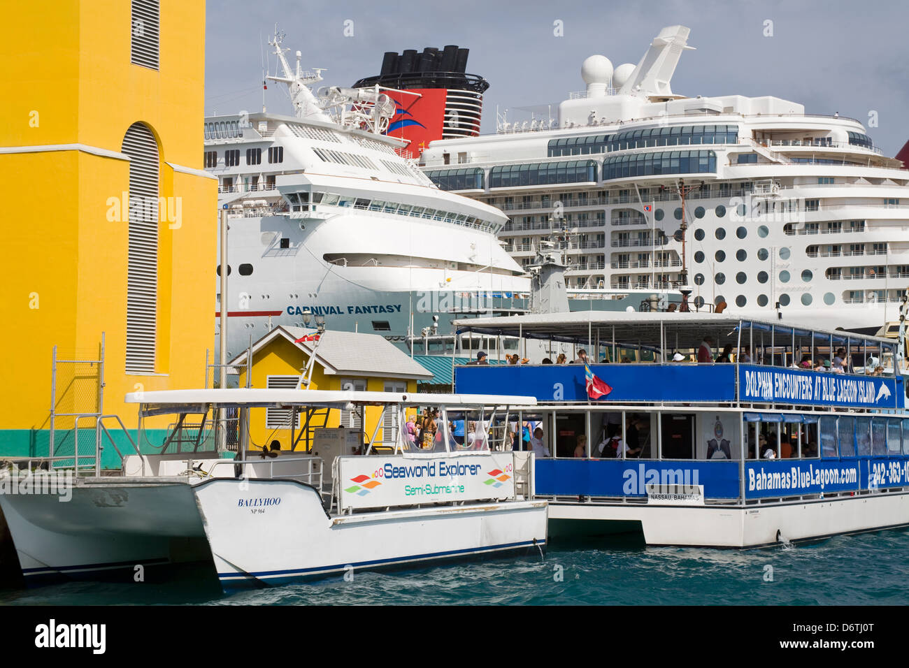 Cruise ships at Prince George Wharf, Nassau, New Providence Island ...