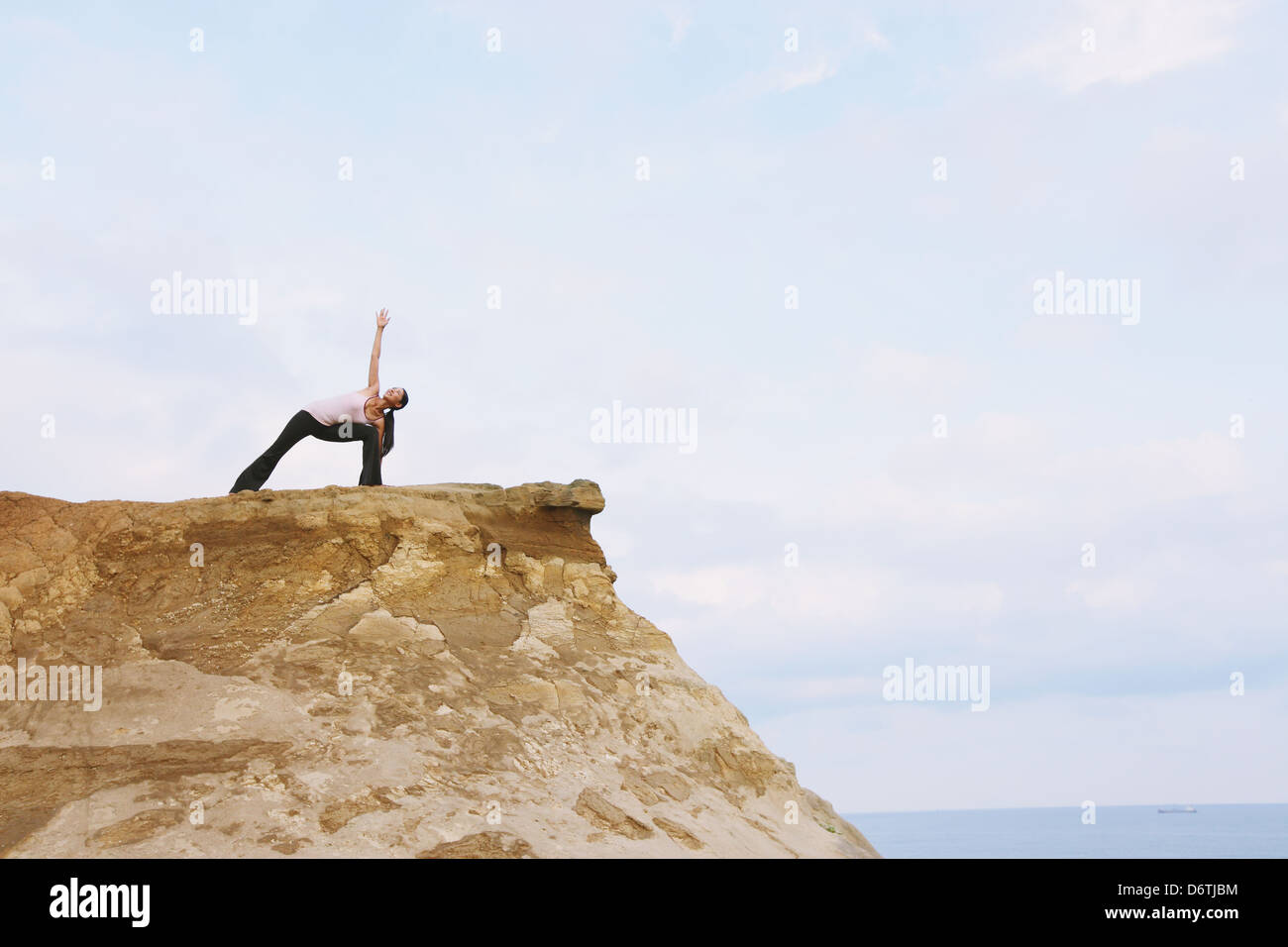 30 foot cliff hi-res stock photography and images - Alamy
