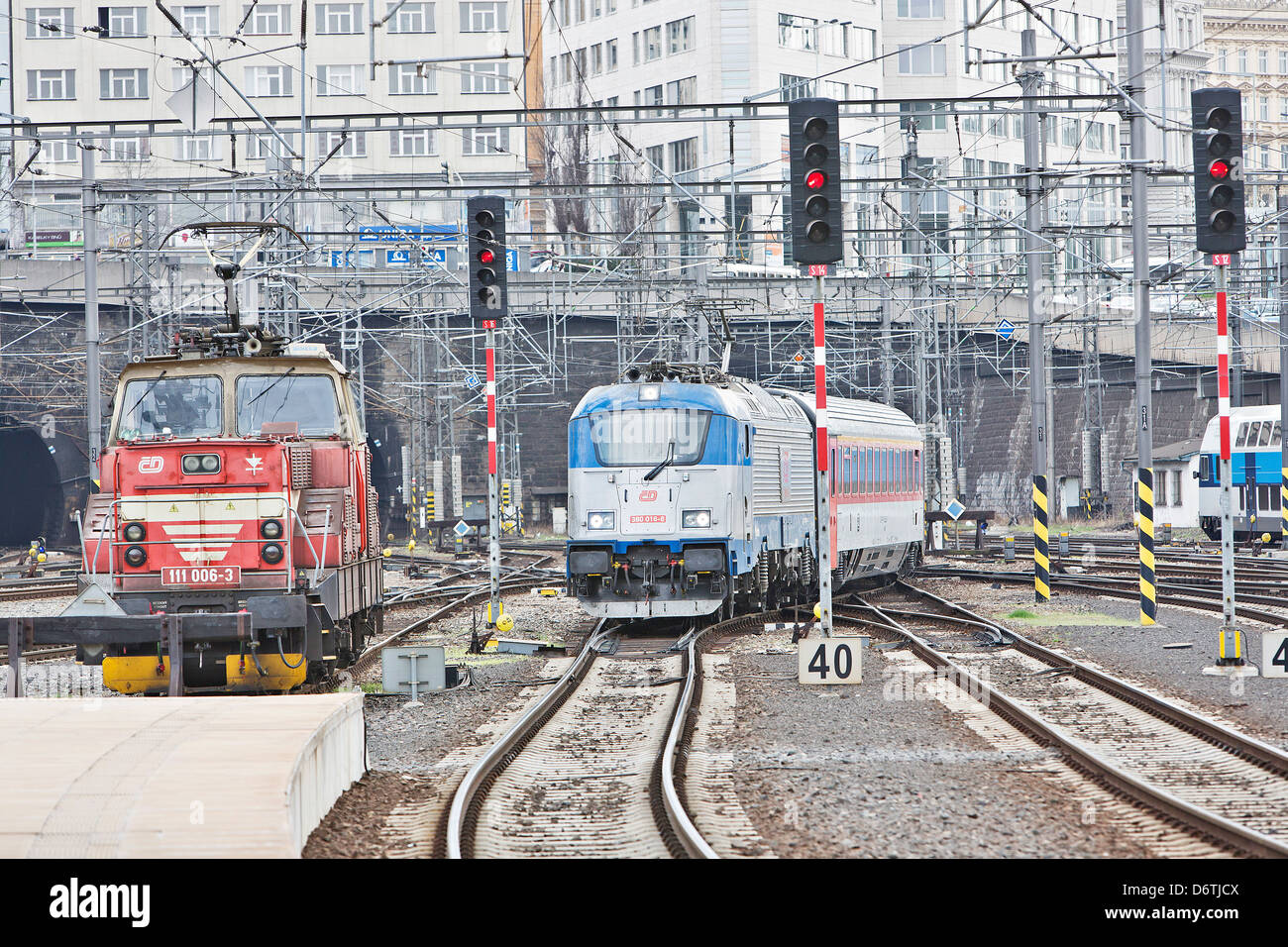 Skoda 109 multi system electric locomotive hi-res stock photography and ...