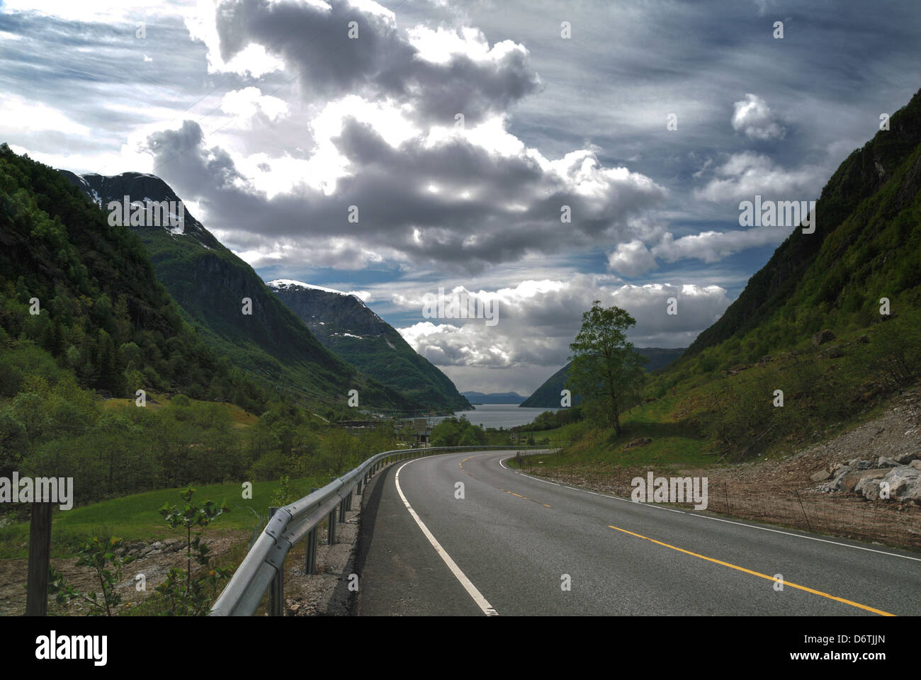 Maurangerfjorden hi-res stock photography and images - Alamy