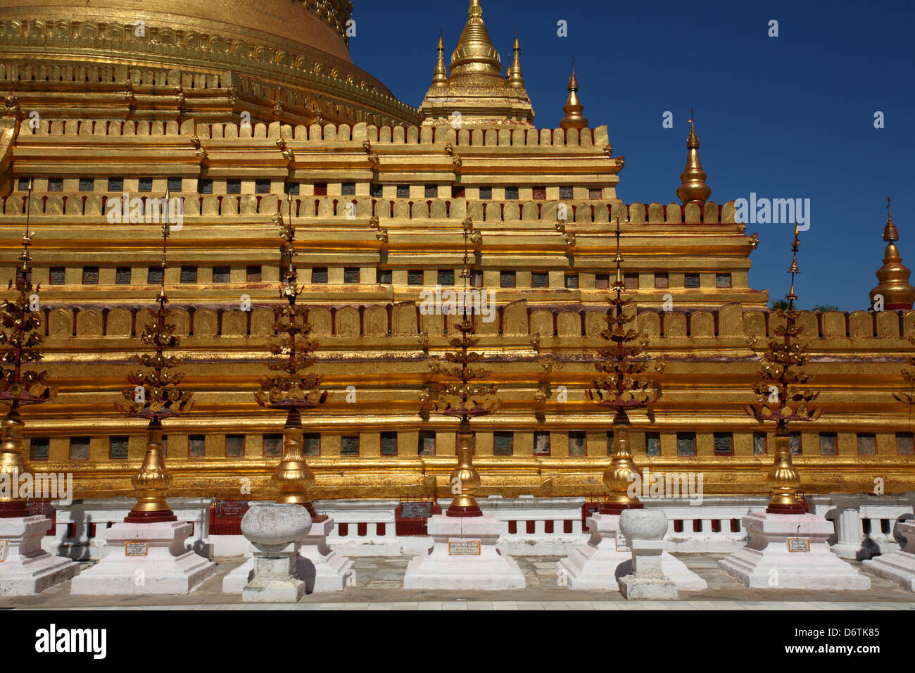 Bagan myanmar burma temple hi-res stock photography and images - Alamy