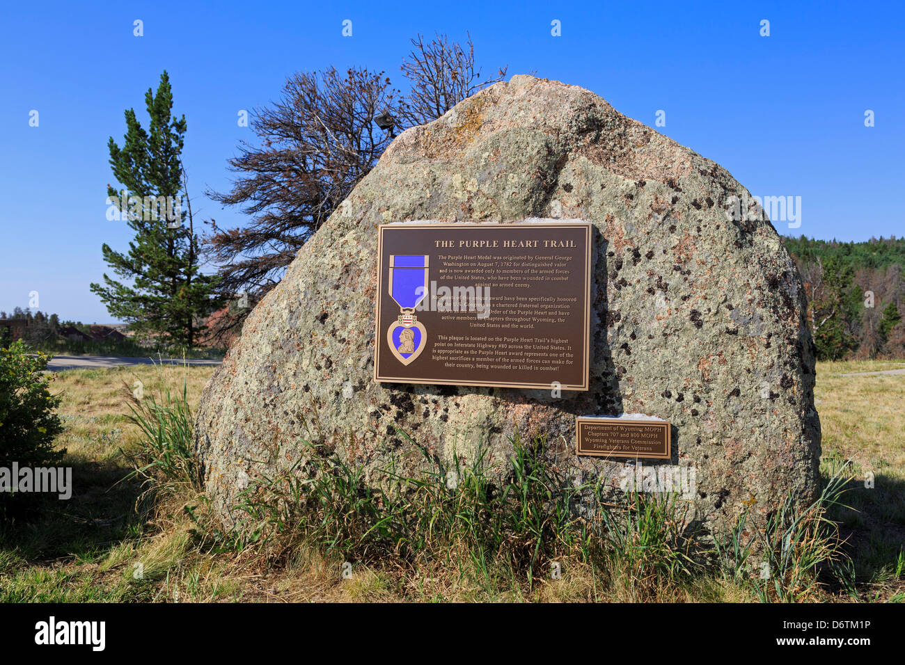 Purple heart monument hi-res stock photography and images - Alamy