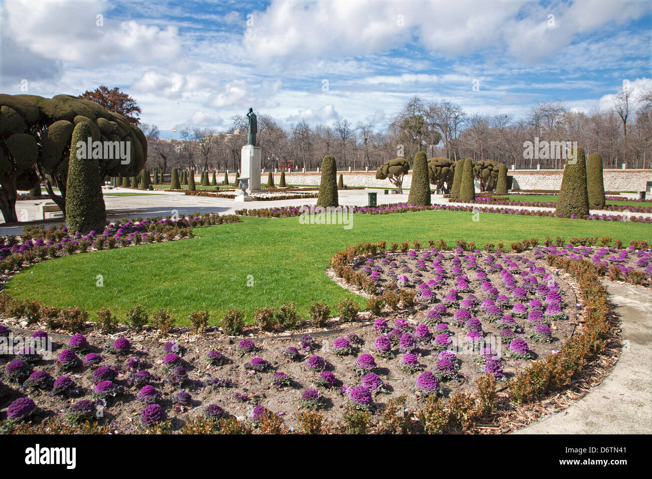 Madrid - gardens of Retiro park in spring Stock Photo - Alamy