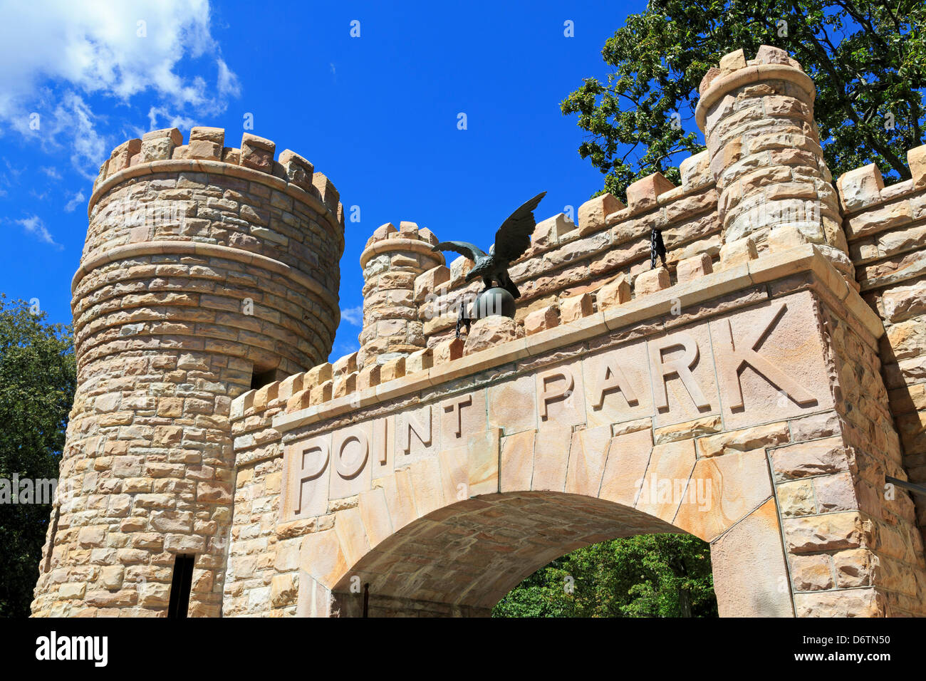 USA, Tennessee, Chattanooga, Lookout Mountain, Entrance to Point Park ...