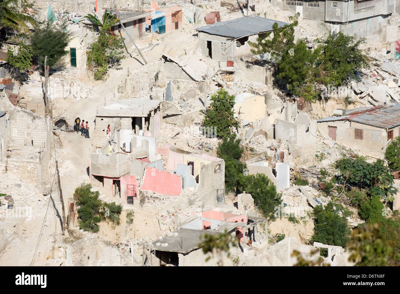 January 2010 earthquake damage in the slums, Port au Prince, Haiti ...