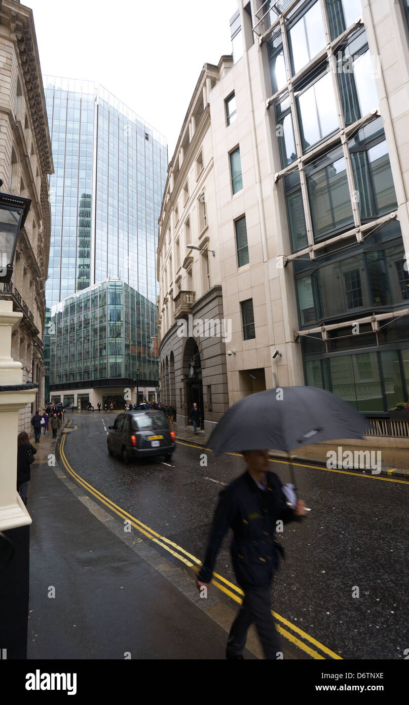 Stock Exchange Tower and Old Broad Street, London Stock Photo - Alamy