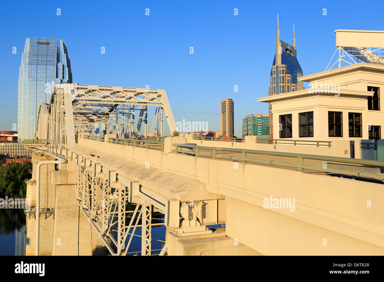 Shelby Pedestrian Bridge & Pinnacle Tower,Tennessee,USA Stock Photo - Alamy