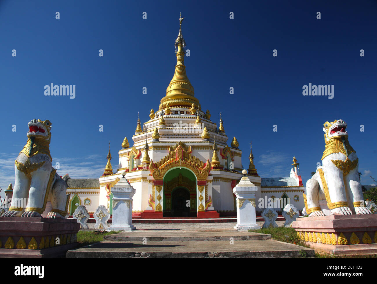 Myanmar / Burma/Buddhism/Buddhismus Stock Photo - Alamy