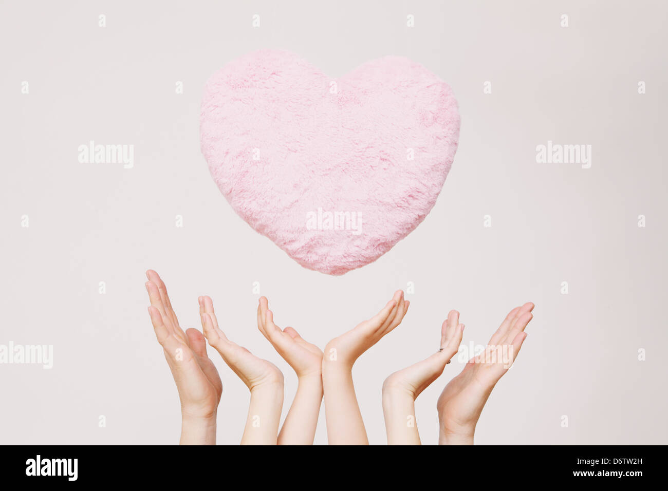 Hands reaching out hi-res stock photography and images - Alamy