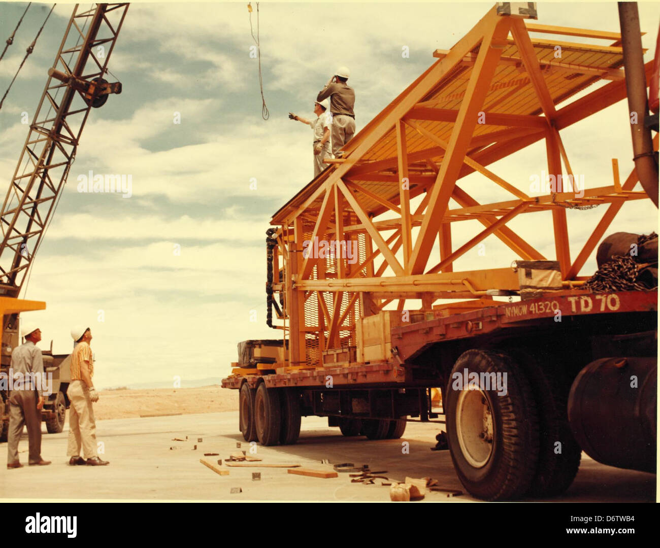 The Convair/General Dynamics Atlas missile, developed between 1960 and ...